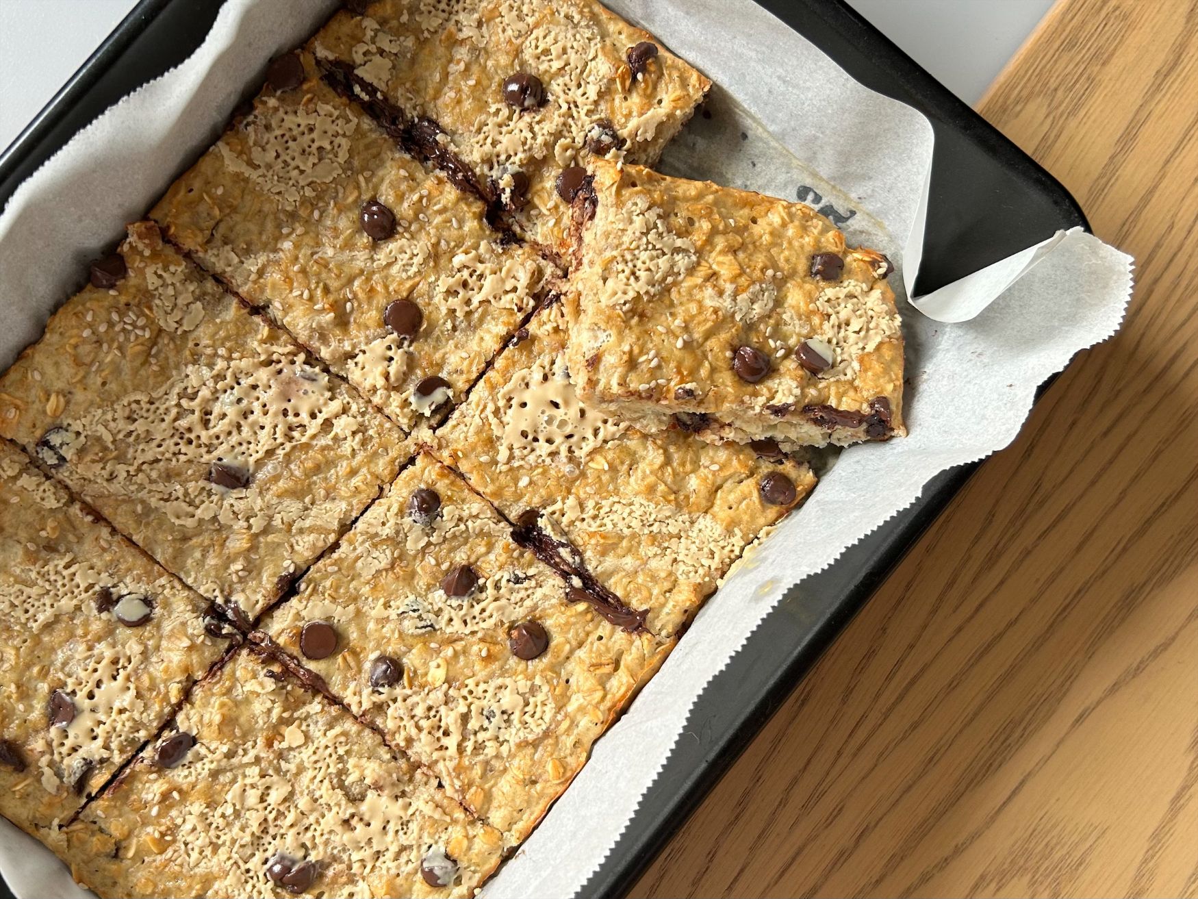 Tahini and Chocolate Protein Squares - Nautilus Plus | Nautilus Plus